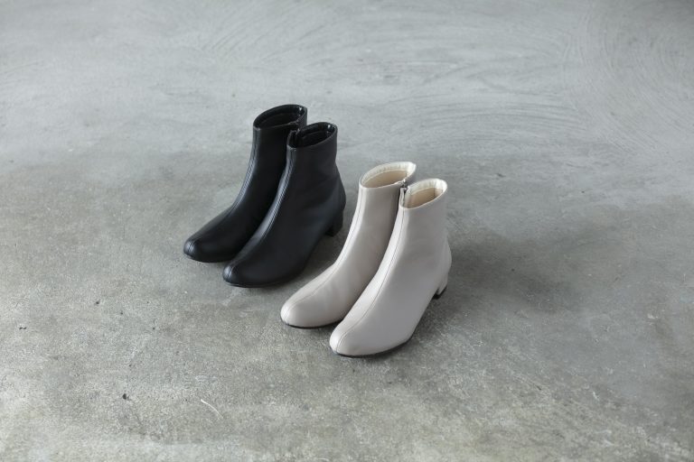 光文社「CLASSY.」2022年10月号にて『整体ブーツ』が紹介されました。 | amepla